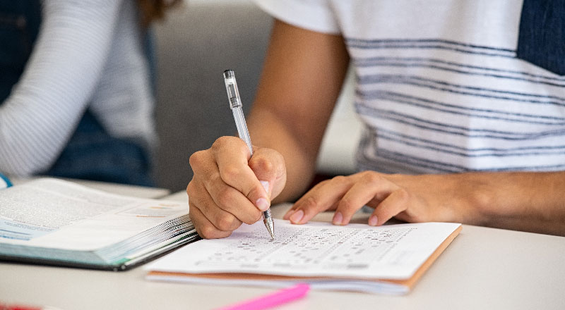The Pros And Cons Of Multiple Choice ions Used A Means For 